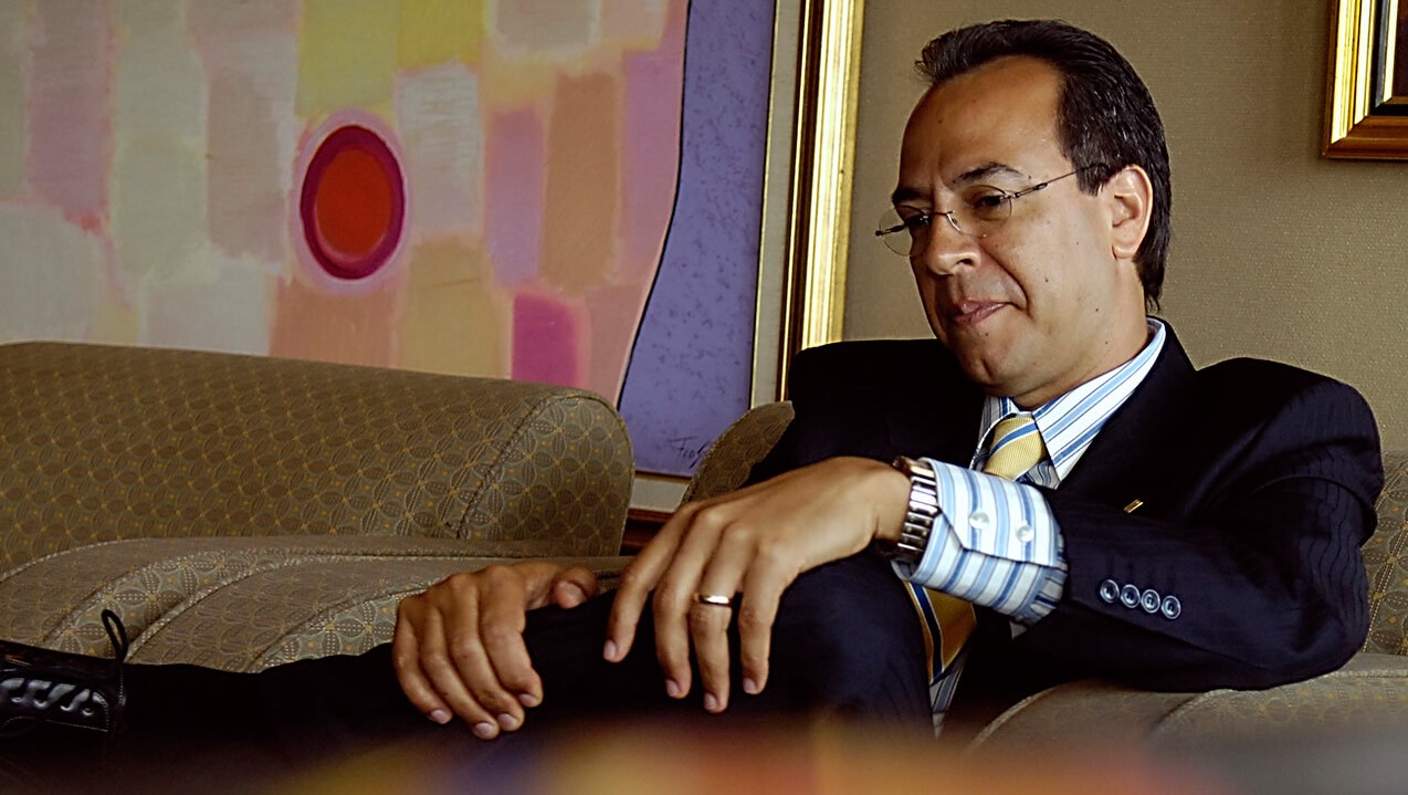 José Mármol ingresa a la Academia Dominicana de la Lengua - Ojalá